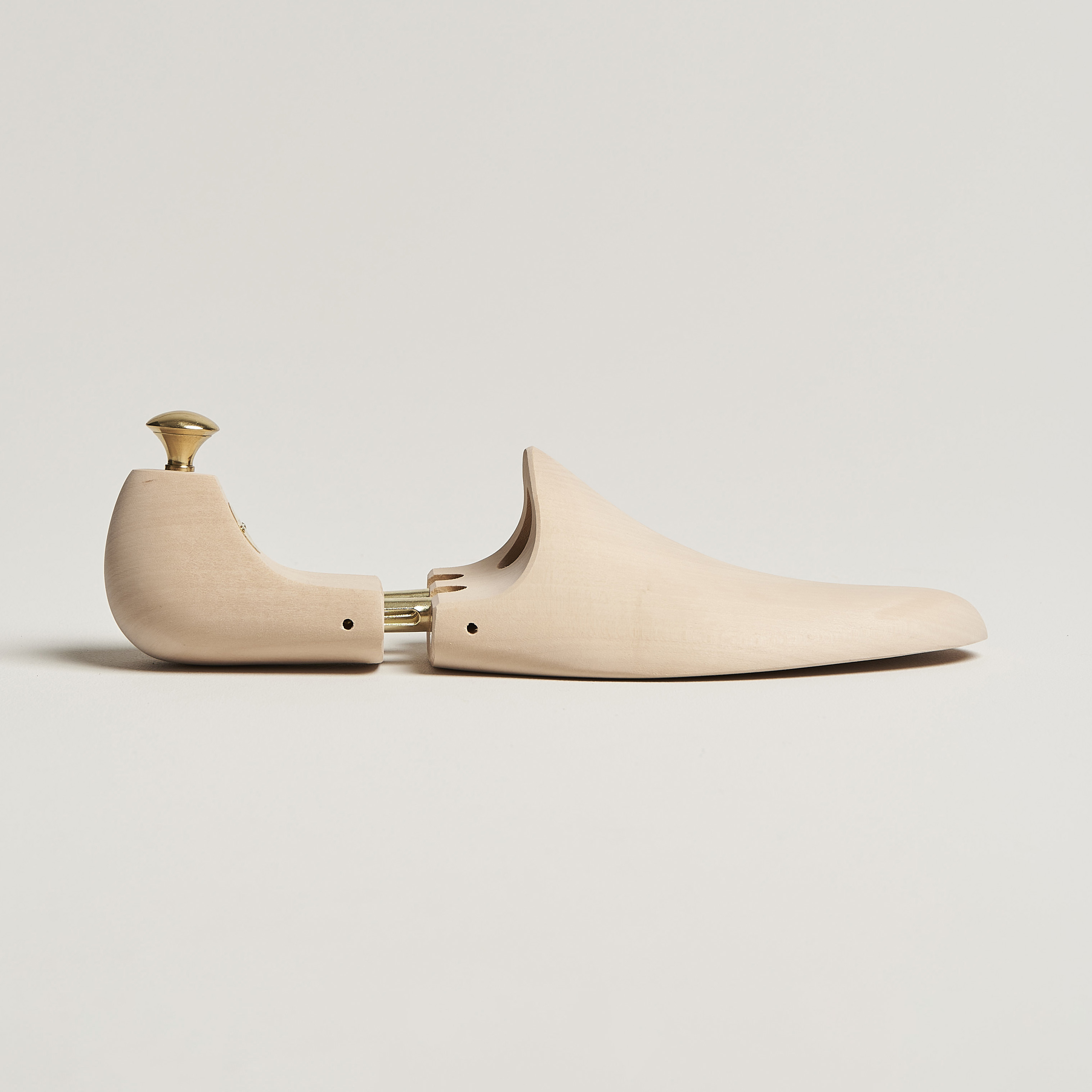 Crockett & Jones Shoe Tree Birch osoitteesta CareOfCarl.fi