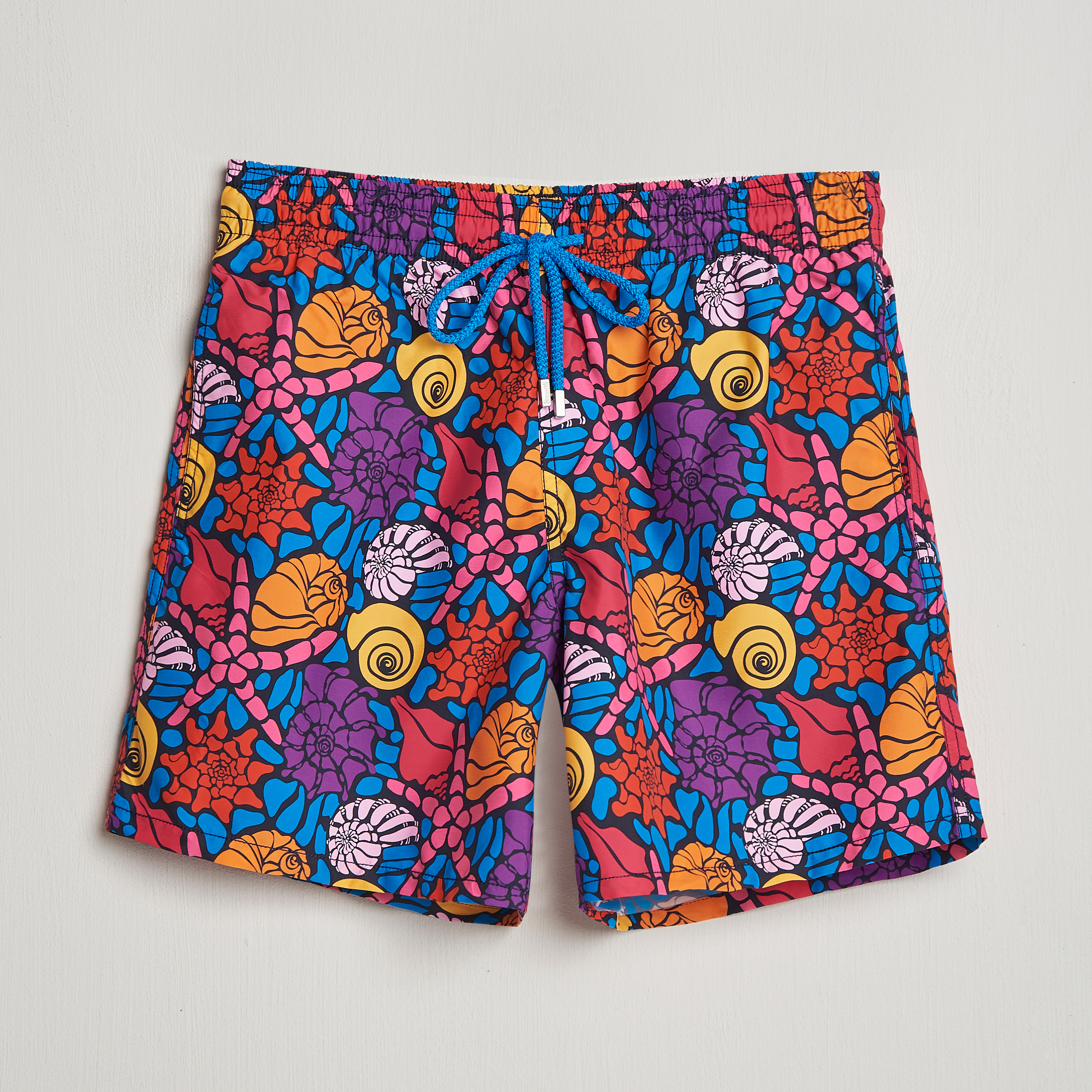Vilebrequin Moorea Printed Swimshorts Bleu Marine osoitteesta CareOfCarl.fi