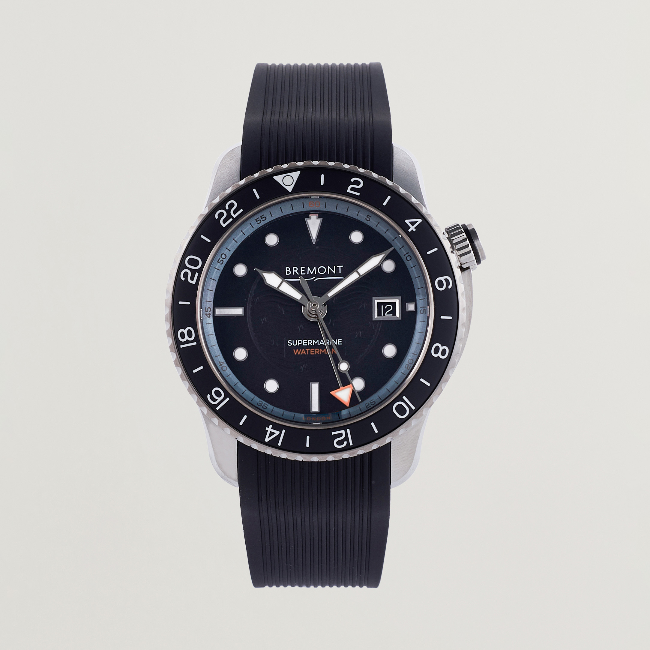 Bremont Waterman Apex II Supermarine Diver 43mm Black Rubber osoitteesta Ca