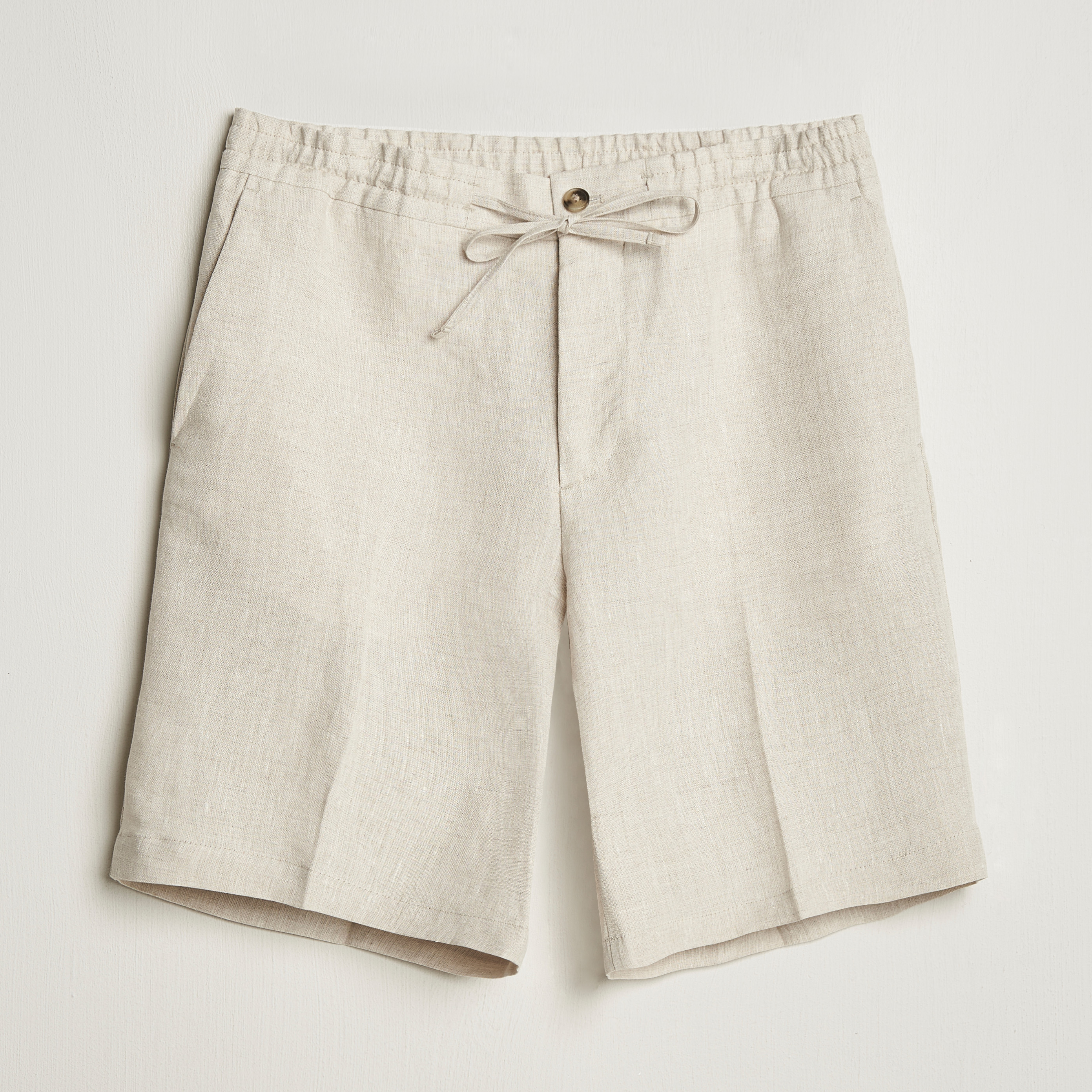 J.Lindeberg Brady Drape Linen Shorts Moonbeam osoitteesta CareOfCarl.fi