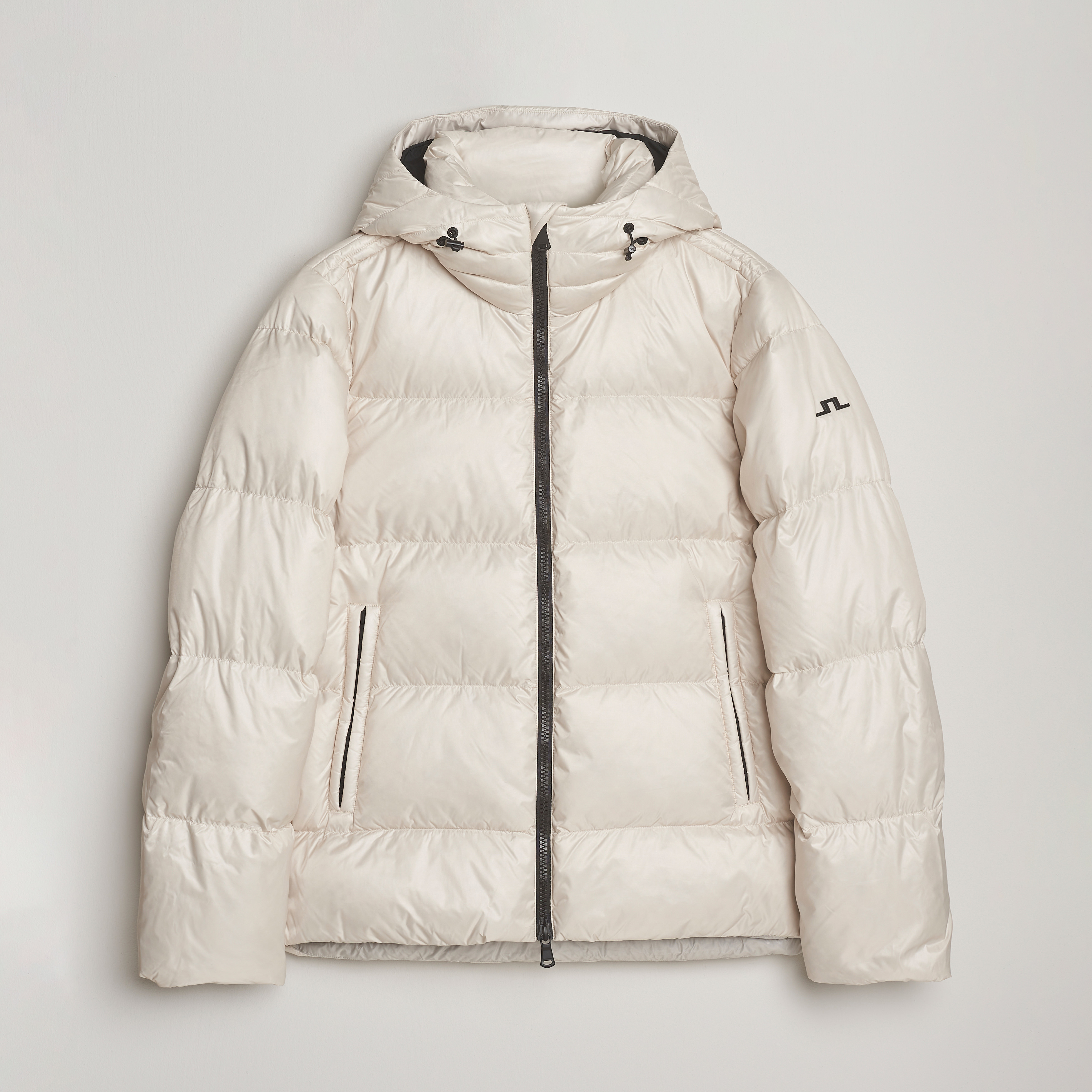J.Lindeberg Daryl Down Hooded Jacket Moonbeam osoitteesta CareOfCarl.fi