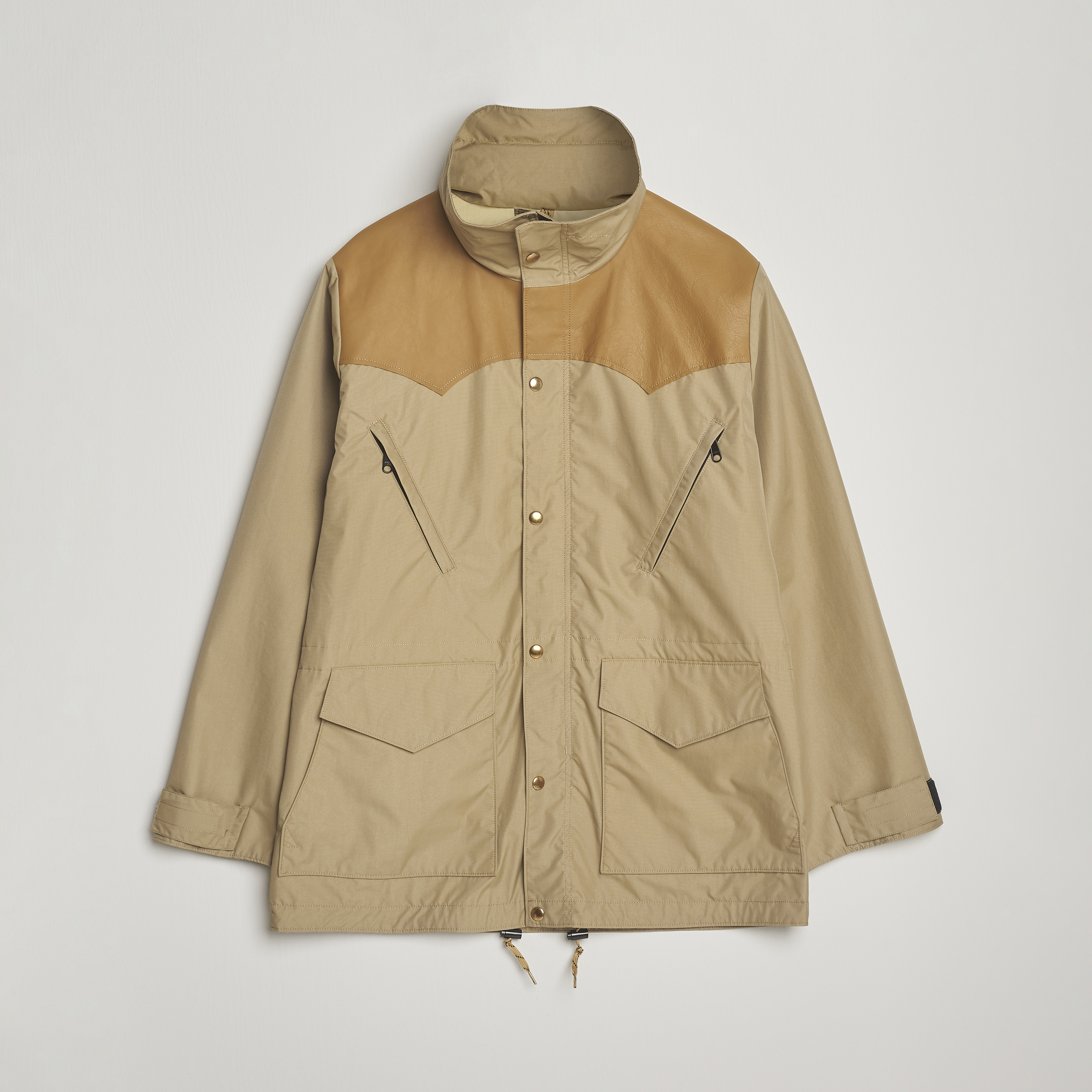 Rocky Mountain Featherbed Mountain Parka Tan osoitteesta CareOfCarl.fi