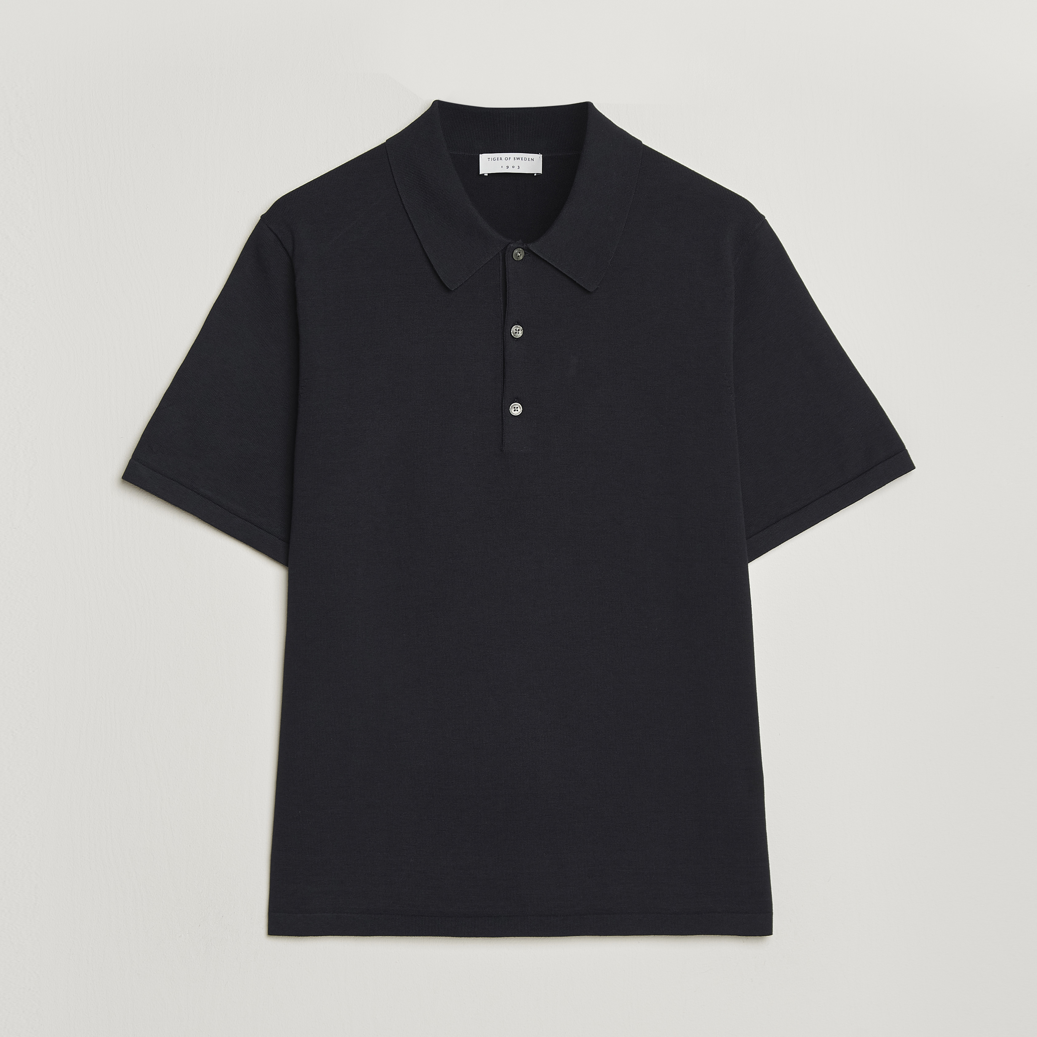 Tiger of Sweden Erros Cotton Knitted Polo Light Ink osoitteesta CareOfCarl.