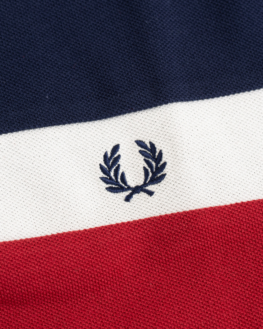 Fred Perry Contrast Panel Piké Navy/White/Red osoitteesta CareOfCarl.fi