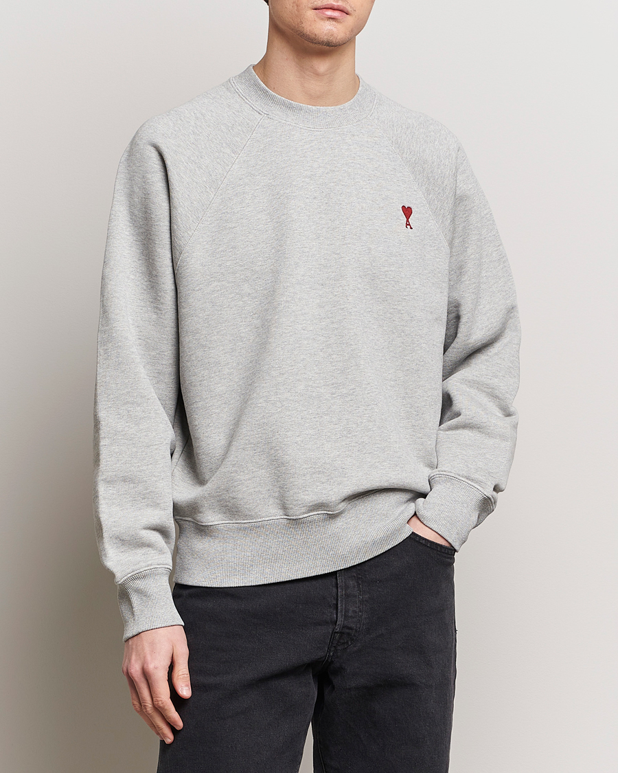 AMI Heart Logo Sweatshirt Heather Grey osoitteesta CareOfCarl.fi